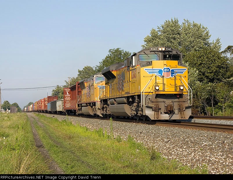 Westbound CSX Q351